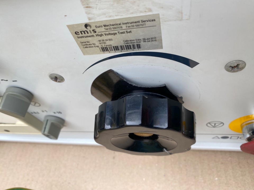 BAUR PGK 110 HB-990924003/88090405H -110V/220V , 110 KVDC/78 KVAC HV ...