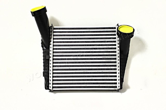 Charger Intercooler Fits AUDI Porsche VW Q7 Cayenne Touareg 4l 955 ...