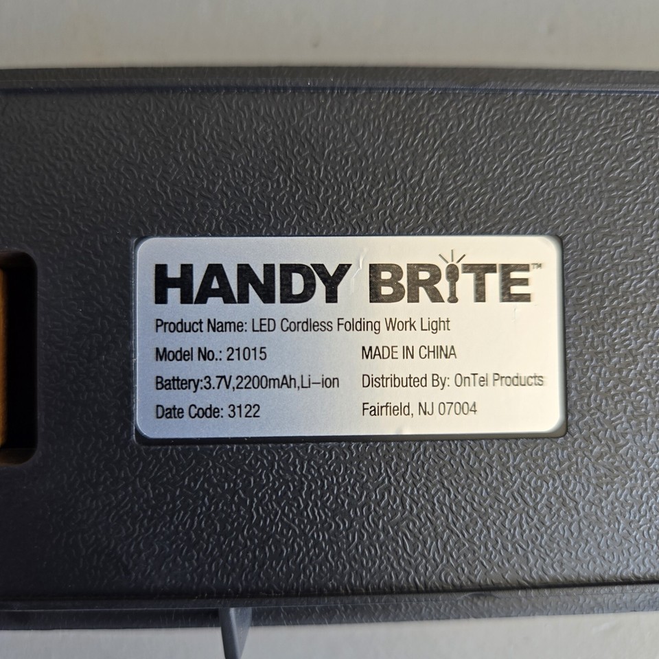 HANDY BRITE Ultra-Bright 72 LED Foldable Work Light 1000 Lumens USB ...