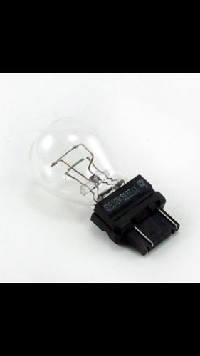 3157K SYLVANIA OEM Tail/brake light. LONG LIFE OEM Replacement Bulb. X4 ...