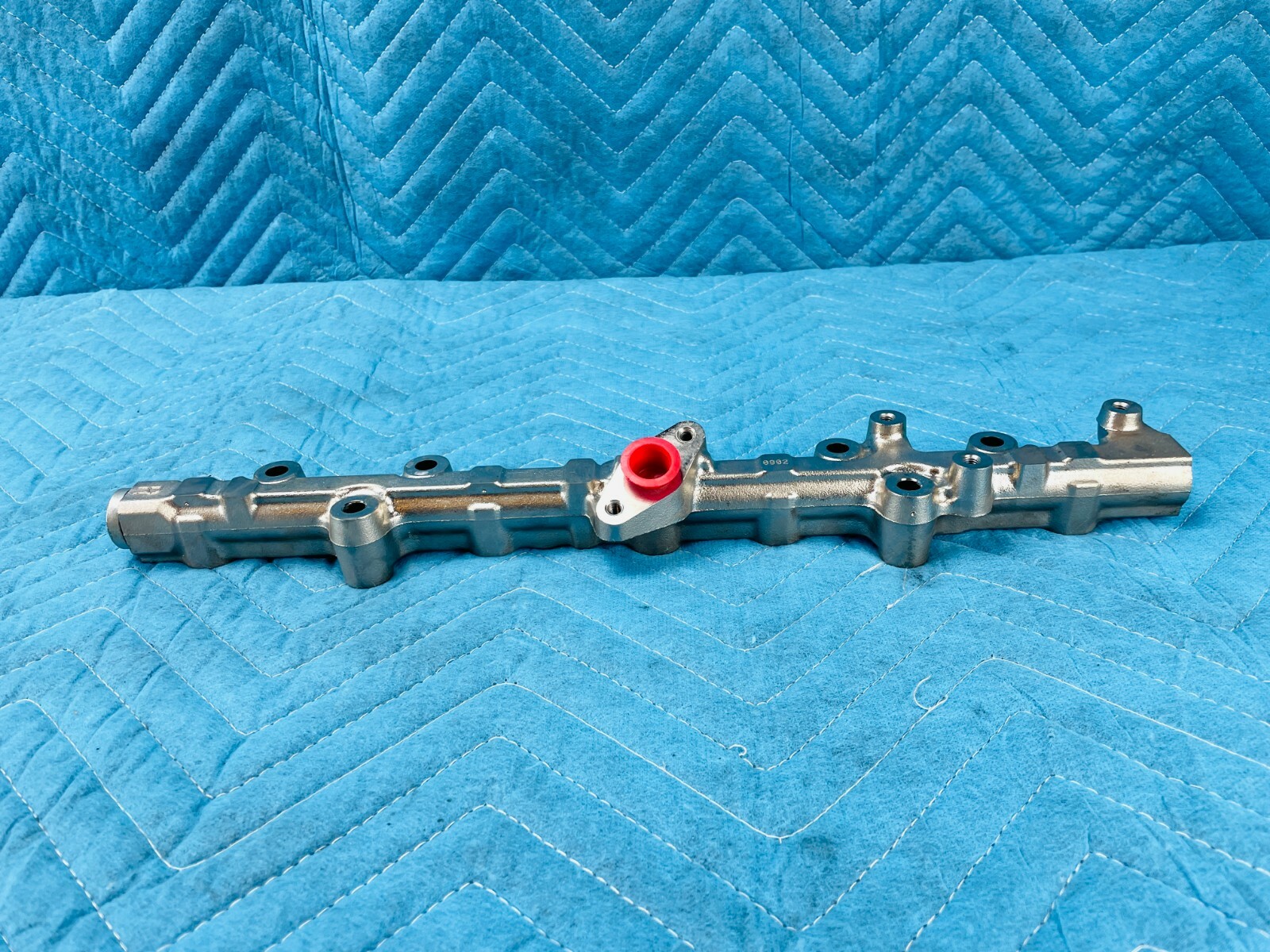 Genuine Infiniti Nissan Fuel Rail Passenger Side 17521-1LA0A OEM | eBay