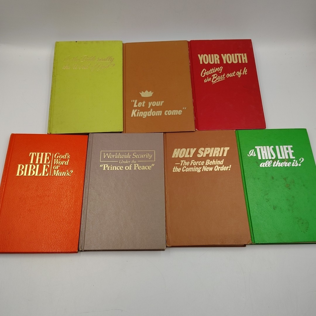 Watchtower Bible Tract Society Book Lot 7 Jehovah’s Witness Study Books ...
