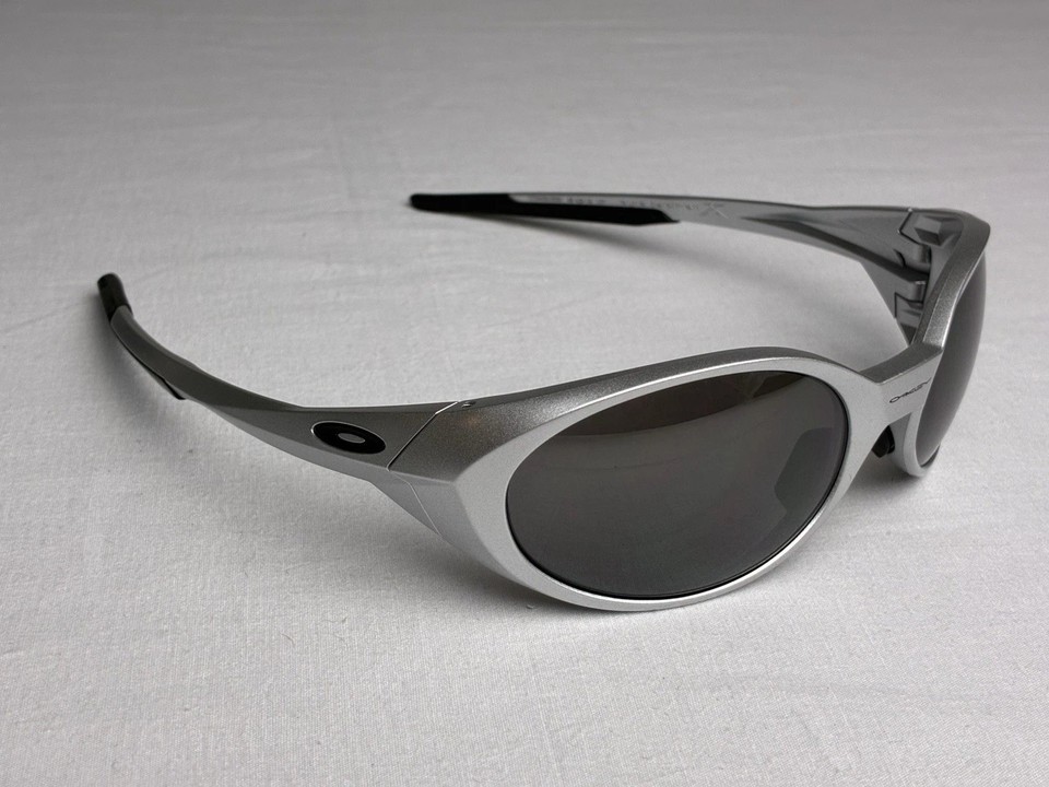 Oakley Eye Redux Silver Sunglasses | oakley minute silver eye jacket ...