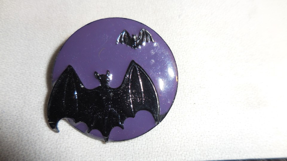 PURPLE METAL BAT PINBACK | eBay