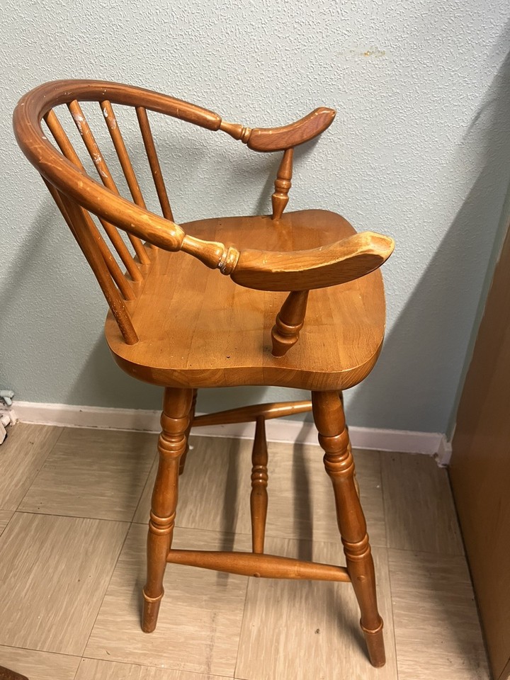 Solid Wooden Bar Stool – Used / Vintage Style - Curved Spindle Back Bar ...