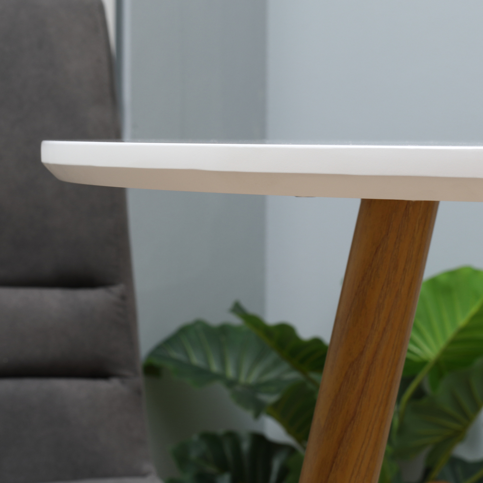 Modern Dining Table with Matte Round Top Metal Base for 2 People ...