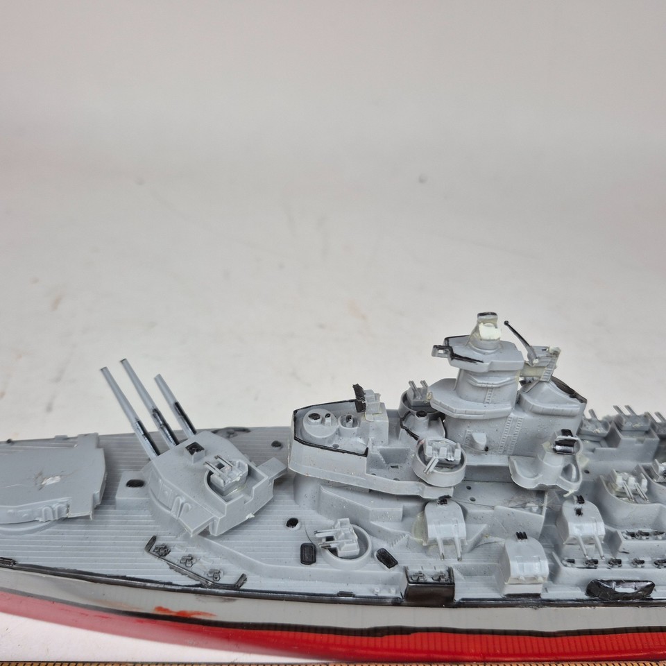 Revell USS Missouri Plastic Assembled Model Mighty Mo Battle Ship | eBay