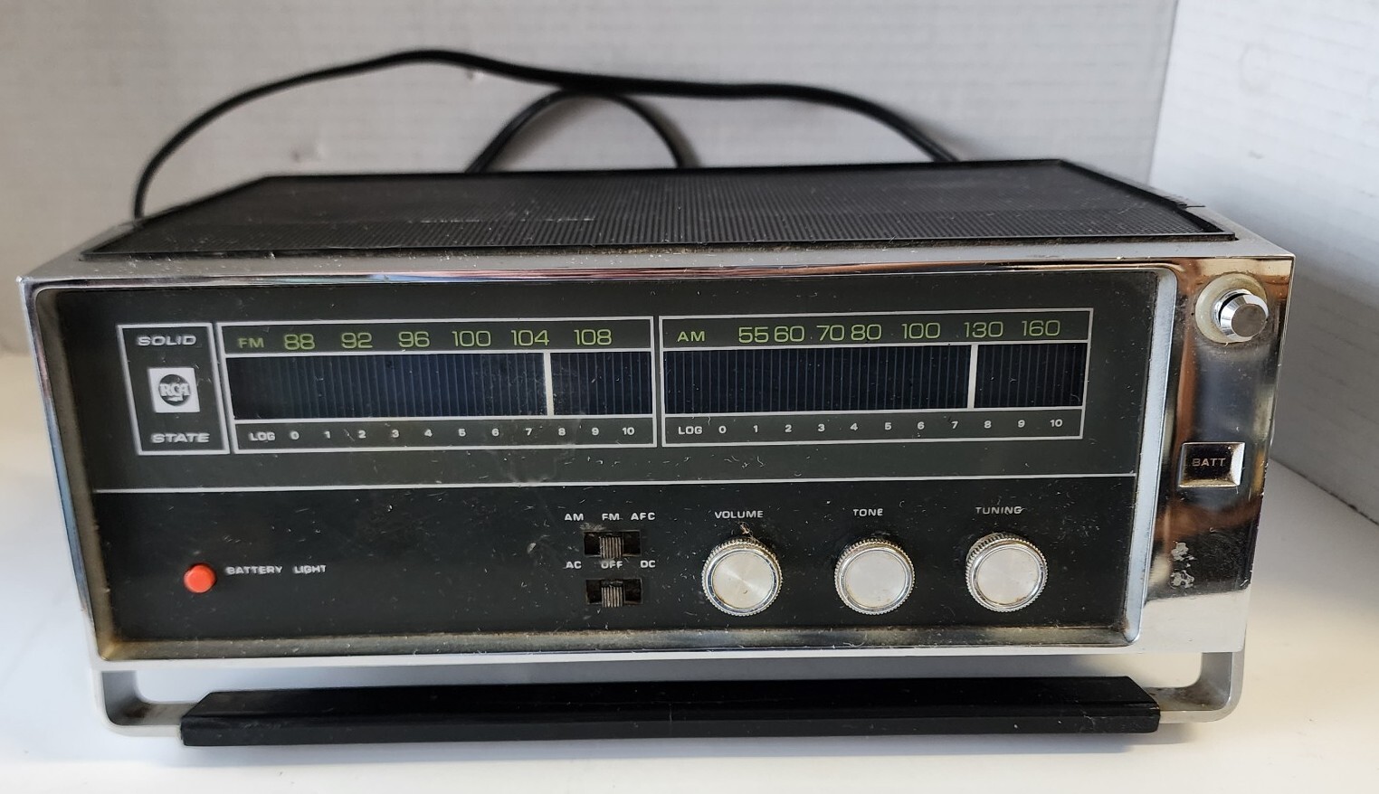 Vintage RCA RZM 183e AM/FM Solid State Radio AC/Battery Power-Tested | eBay