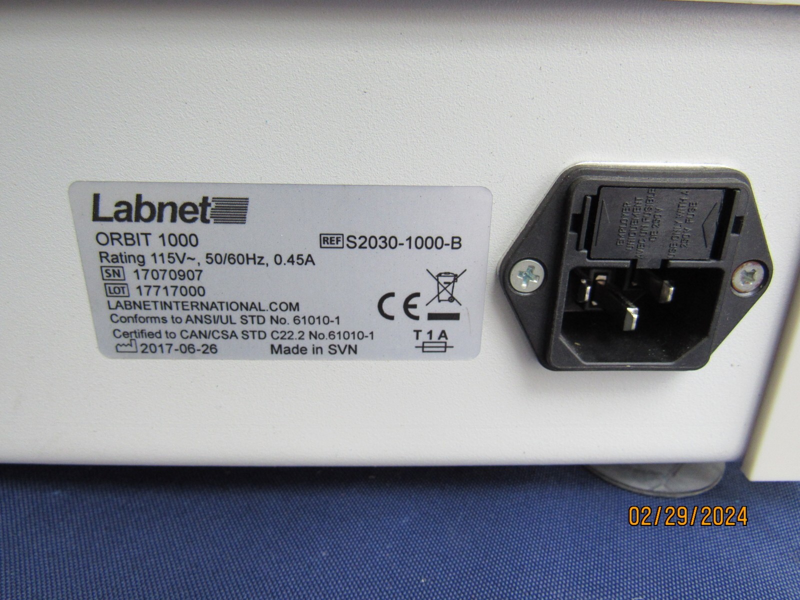 Labnet Orbit 1000 Multipurpose Dual Platform Digital Shaker S2030-1000B | eBay