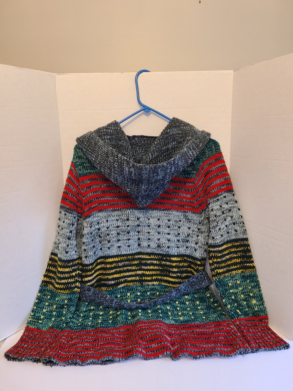 1972 Vintage 100% Acrylic Hooded Sweater Wrap - Gem