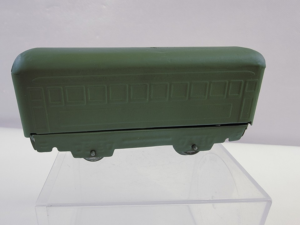 Marx Commodore Vanderbilt Army Green New York Central Locomotive Tender ...
