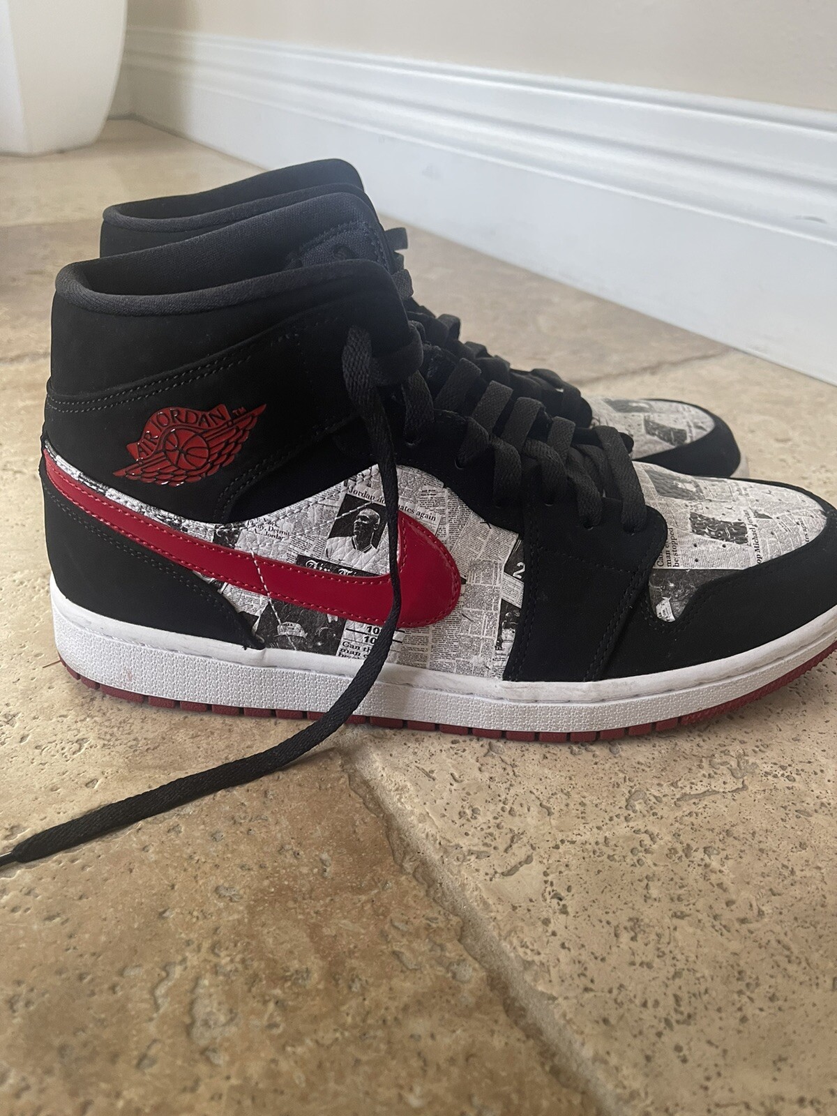 Nike Jordan 1 Mid Newspaper Air Times Men Size 10 🔥 - Gem