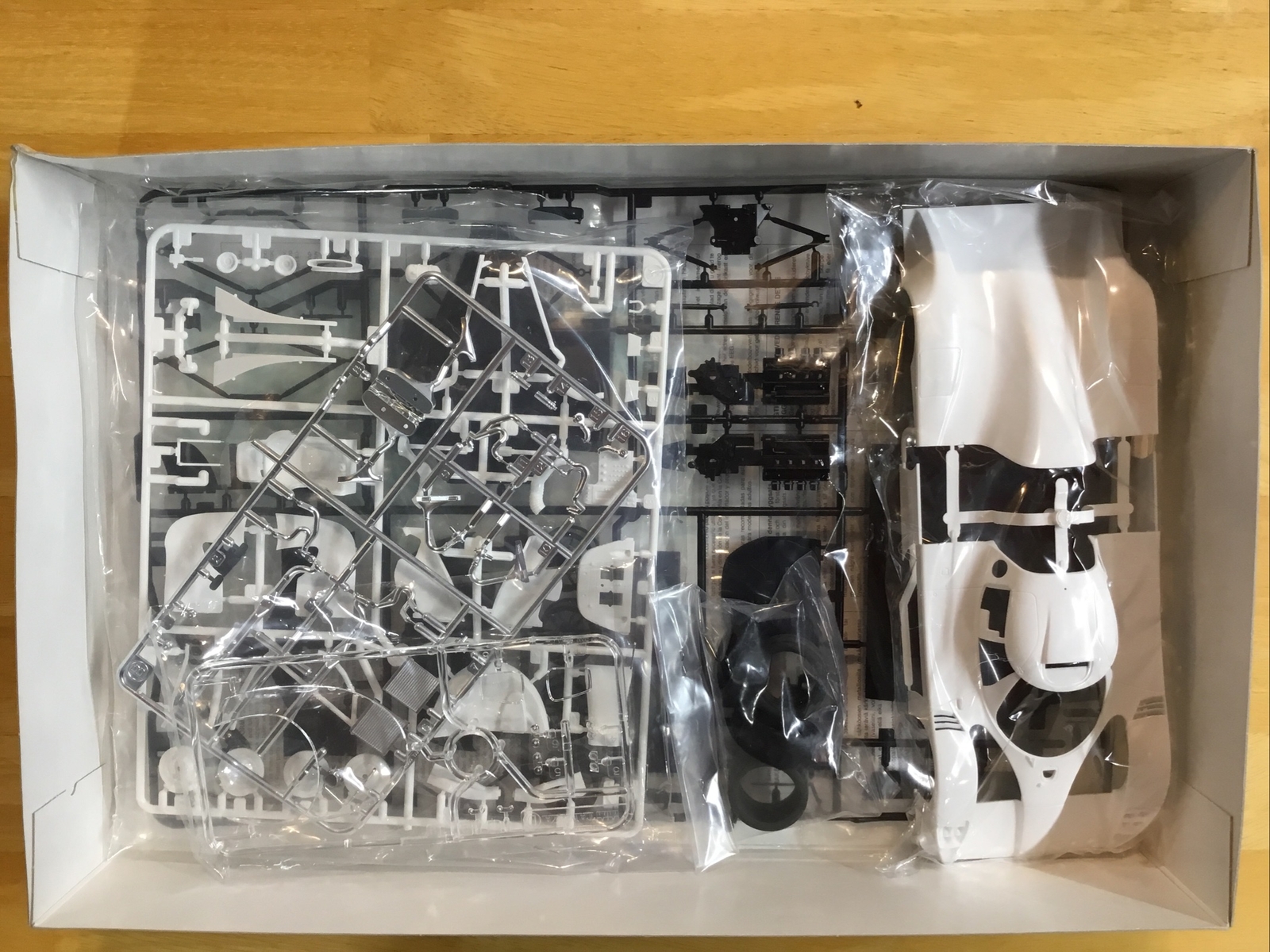 Tamiya Toyota GT-One TS020 Sports Car Series 1:24 Item #24222 | eBay