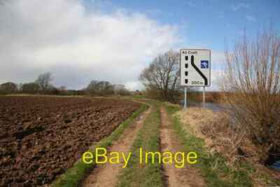 Photo 6x4 You have been warned Newark-on-Trent Approaching Averham Weir ...