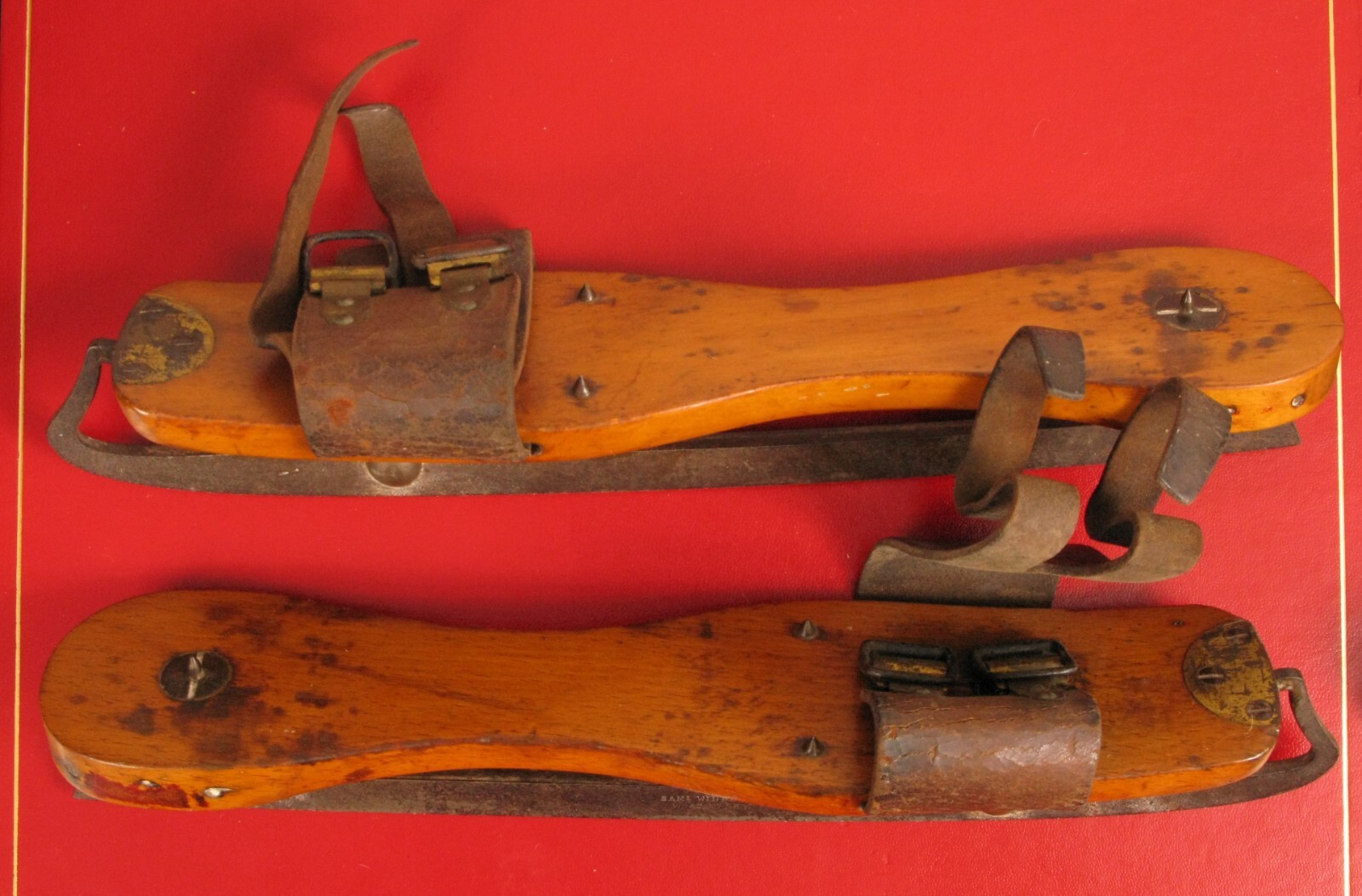 ANTIQUE WOOD STEEL ICE SKATES SAMUEL WINSLOW WORCESTER MASSACHUSETTS | eBay