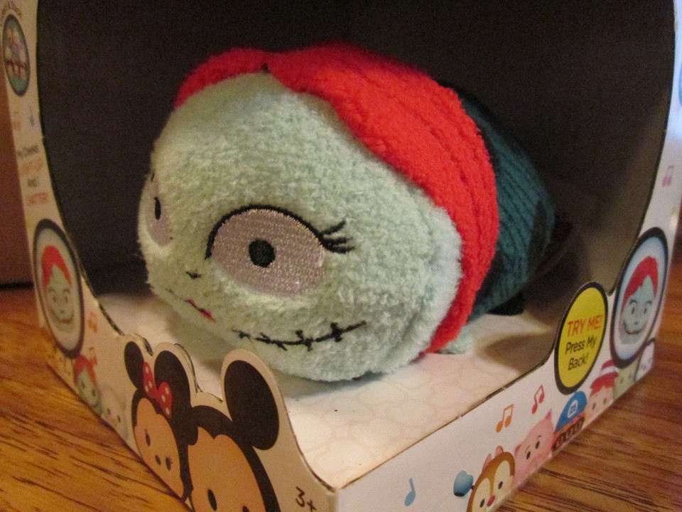 Disney-Tsum-Tsum Nightmare-Before-Christmas Lights and Sounds Sally ...