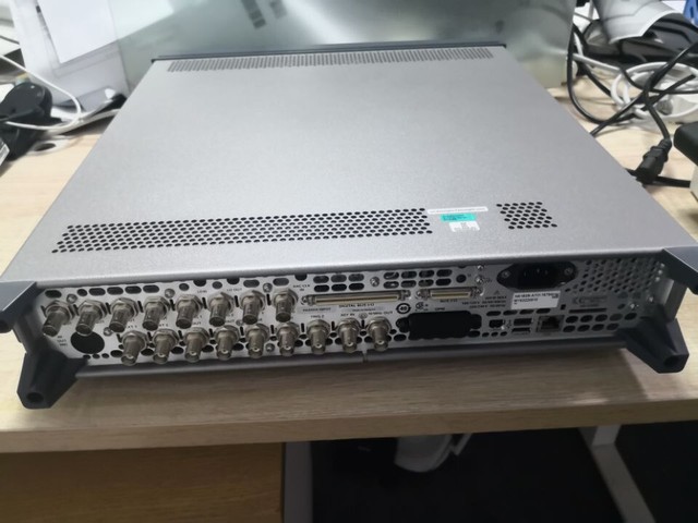 Agilent N5182B MXG X-series RF Vector Signal Generator 9 kHz to 6 GHz ...