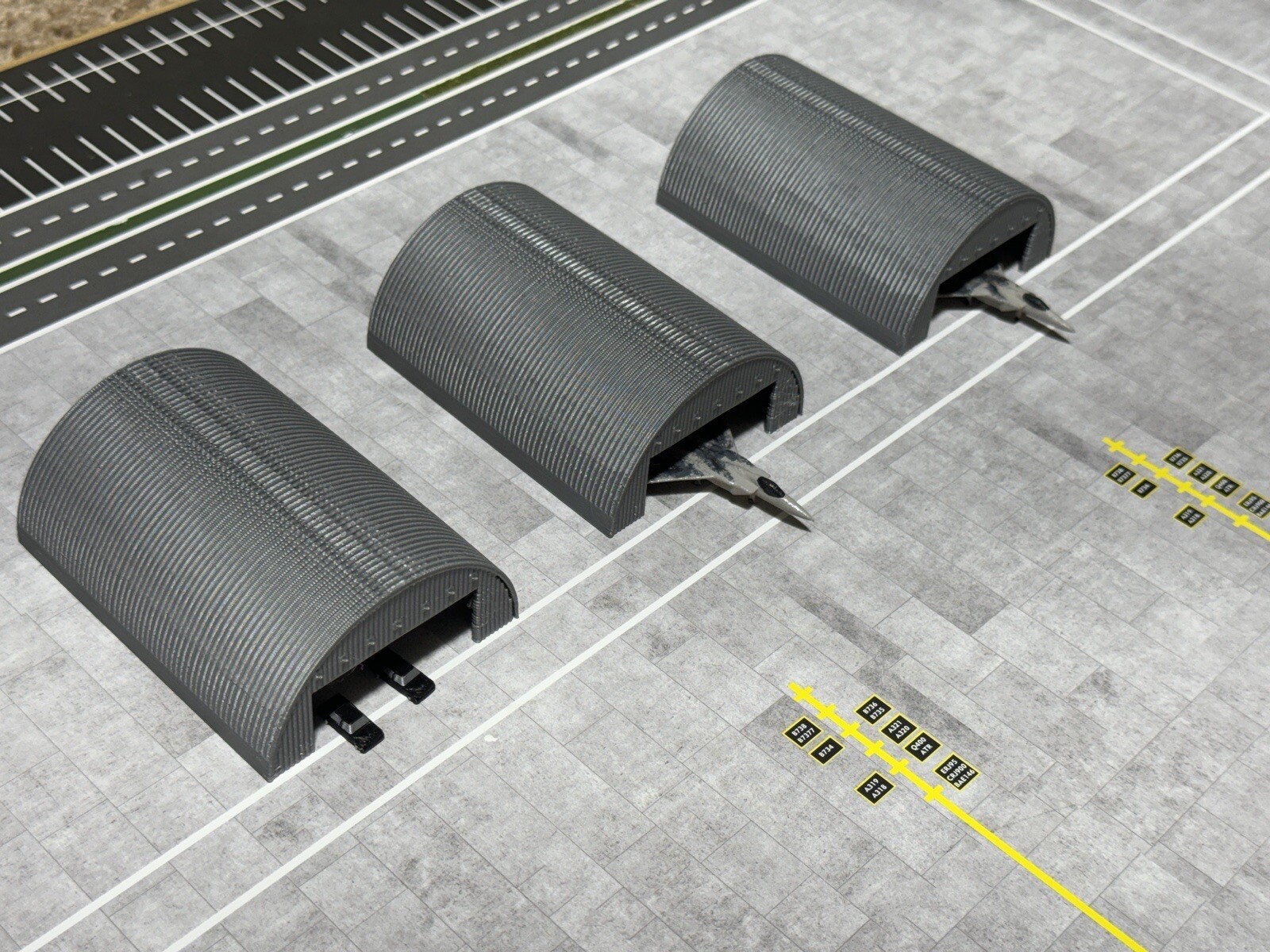 Jetset Models 1:400 Scale 3x Airport Hangars | eBay