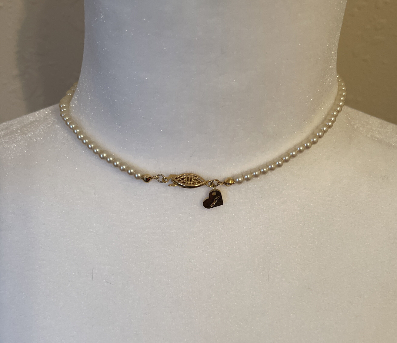 Mattel Branded Barbie Pearl Choker Necklace - 14” -EUC - Gem