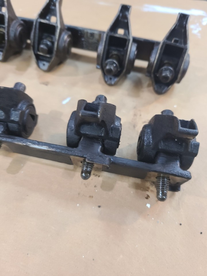 GM LS Rocker Arms Rocker Stands LS1 LS2 LS6 4.8L 5.3L 5.7L 6.0L LS GM ...