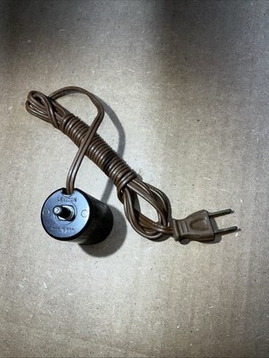Vintage Lamp Light Socket Switch Cord Needs Rear Bolt | eBay
