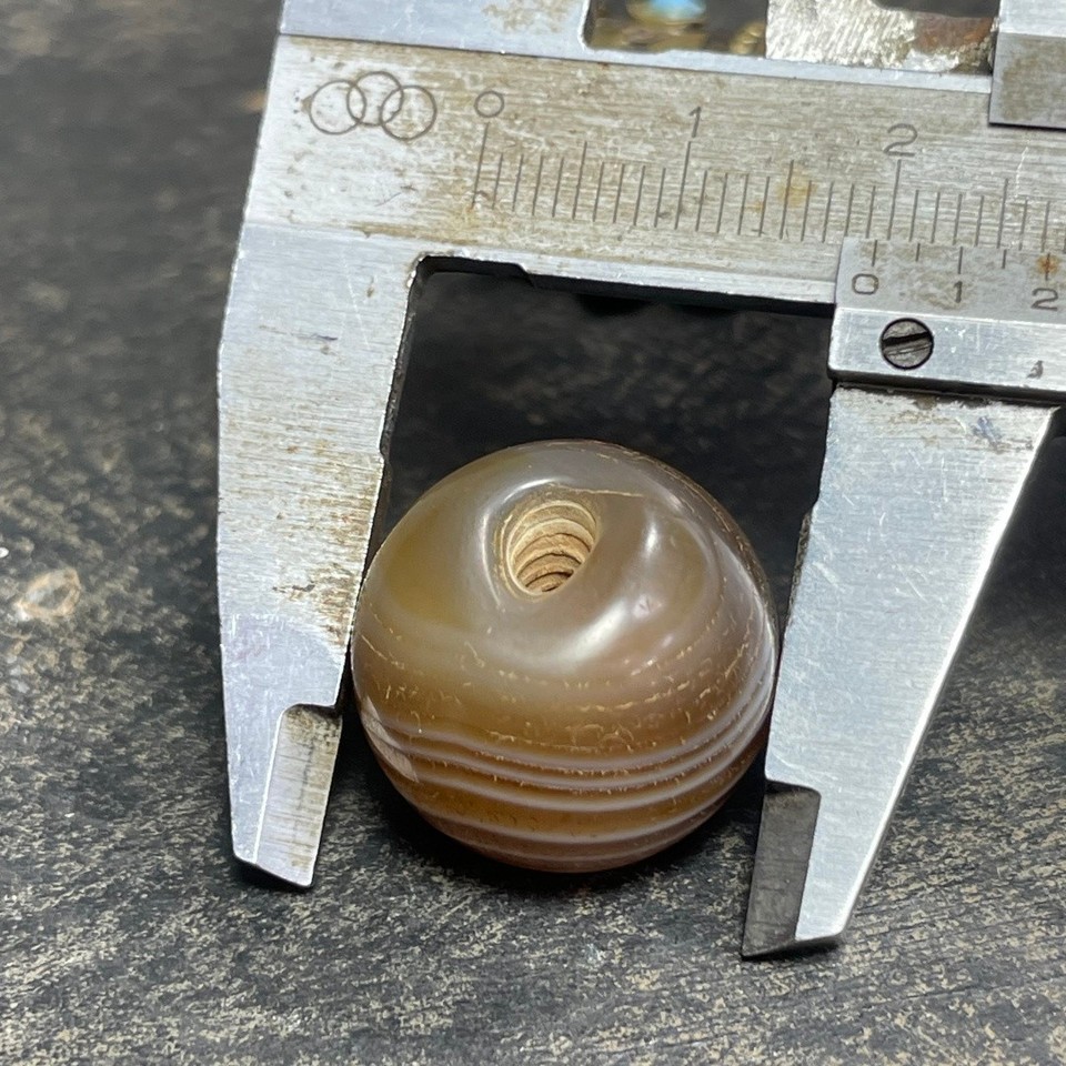 Tibetan Nepalese Himalayan Ancient agate Old Dzi Talisman eye Bead ...