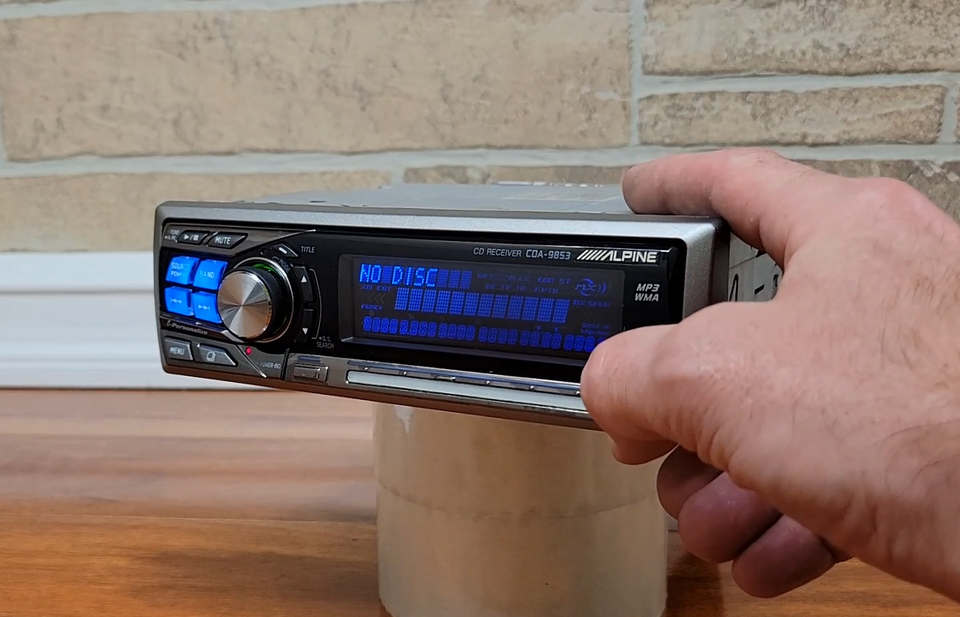 RARE ALPINE CDA-9853 CD MP3 PLAYER with BLUETOOTH ADAPTER and REMOTE ...