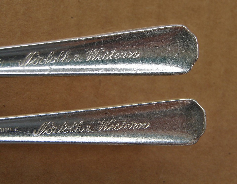 TWO Norfolk & Western Soup Bouillon Wallace Silver Spoons ~ Dartmouth ...