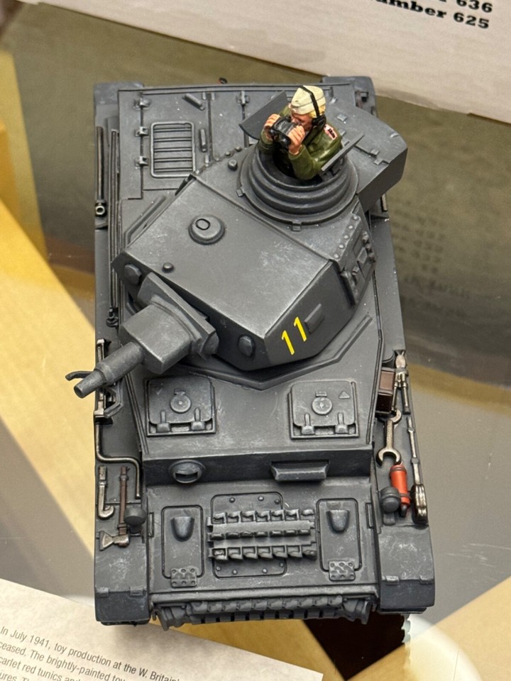 Britain ww2 German Panzer IV Tank 17460 Turret #11 RETIRED,WITH ...