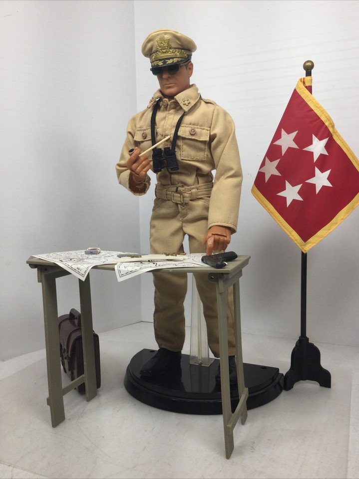 1/6 HASBRO GI JOE US ARMY 5 STAR GEN DOUGLAS MACARTHUR TABLE MAPS FLAG ...