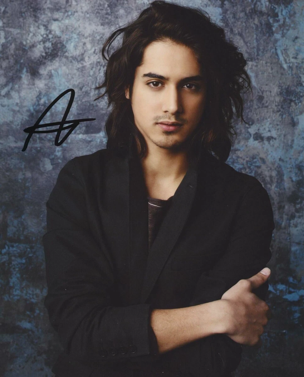 Avan Jogia 2007
