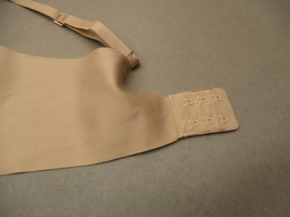 38C TAHARI Womens Beige Lined Underwire Wide Band Back Closure Demi Bra ...