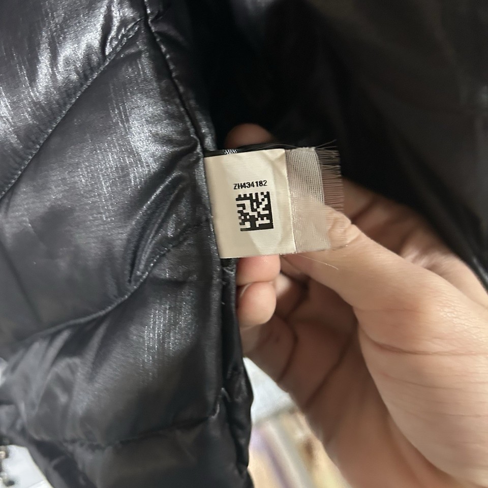 THE NORTH FACE Black Nylon Women's Lightweight Down Puffer 550 Jacket ...