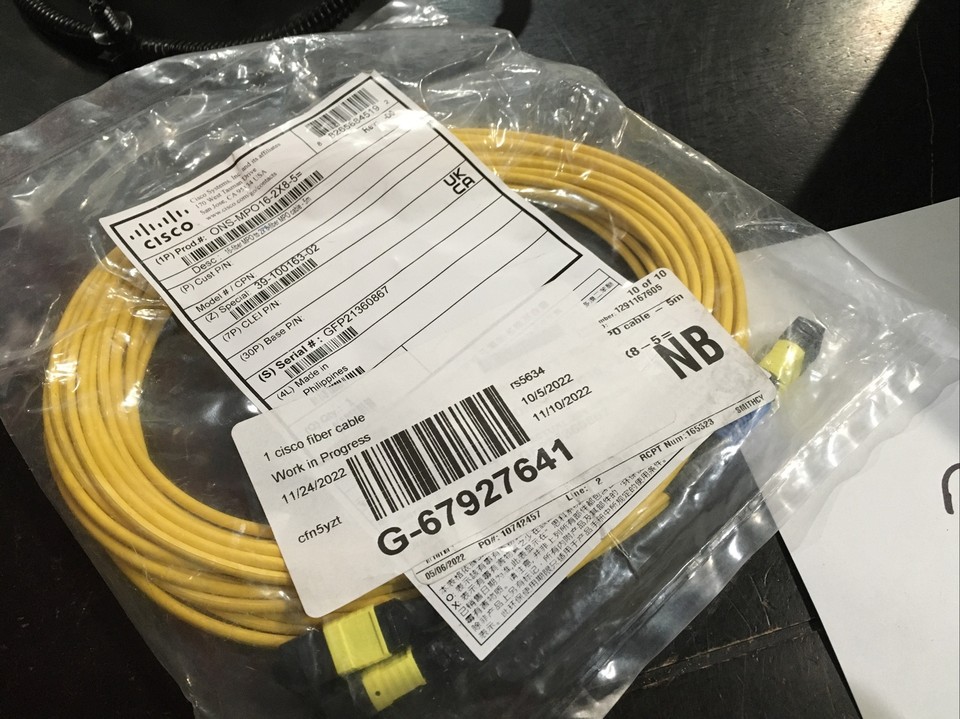 OEM GENUINE- Cisco ONS-MPO16-2X8-5= (16-Fiber MPO to 2x 8-Fiber MPO ...