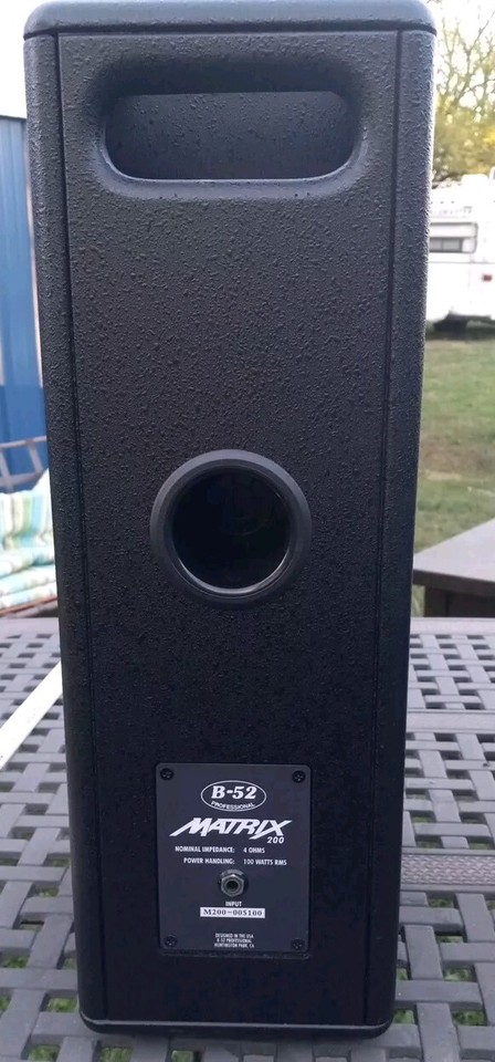 PAIR OF B-52 - MATRIX 200 - 100W SPEAKERS - SOUND GREAT - EXCELLENT ...
