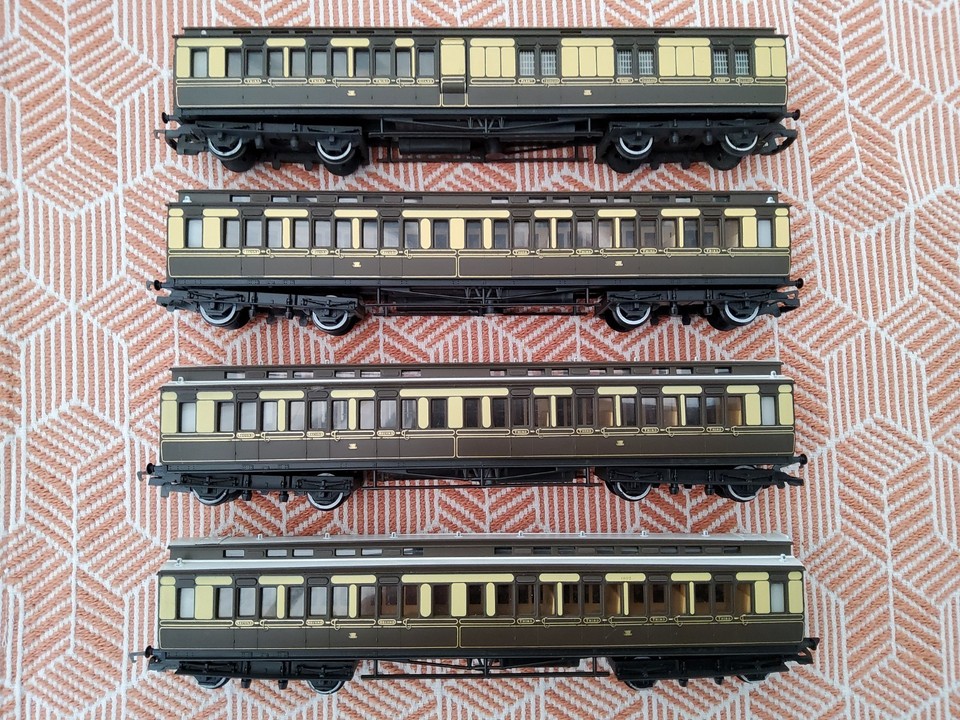 Hornby GWR Clerestory Coaches R122 X 3 And R123 X 1 - OO Gauge | eBay UK
