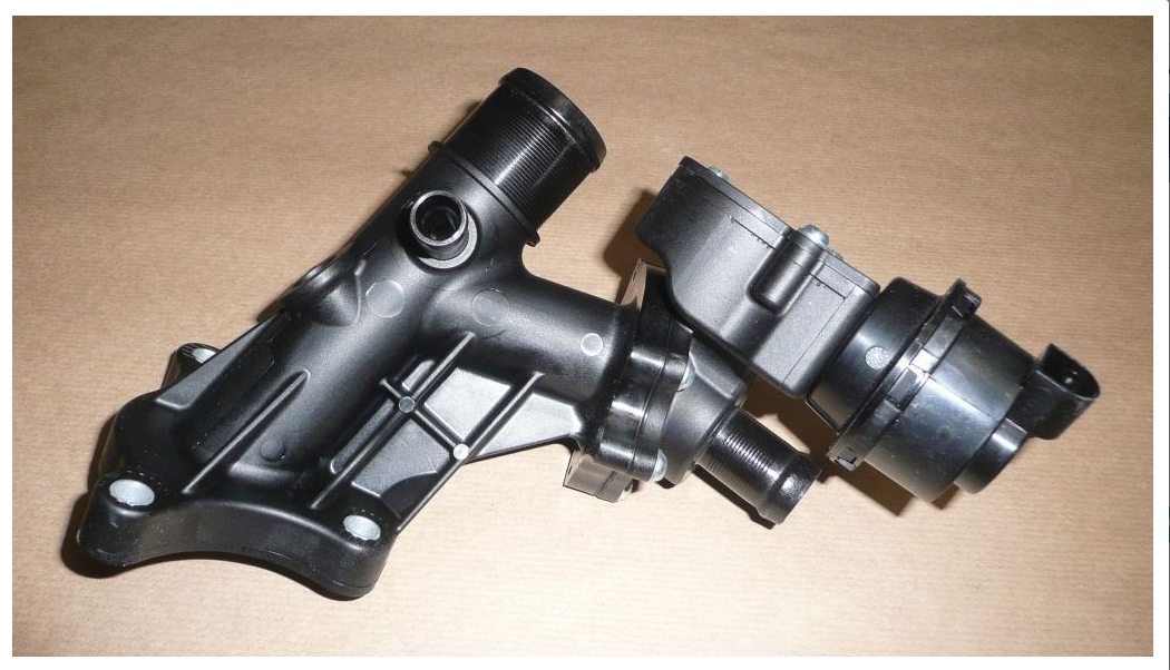 ORIGINAL BOITIER THERMOSTAT RENAULT MEGANE III 1.6DCI 110600686R | eBay