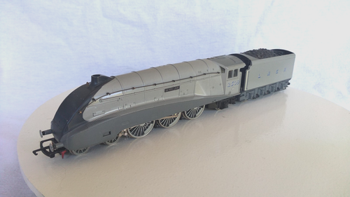 Hornby R312 Class A4 LNER 2509 Silver Link 4-6-2 Steam Locomotive, 00 ...
