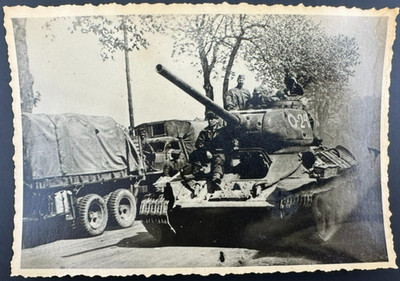 1944's WWIISoviet medium tank T-34-85 with crew - Archive Photo | eBay UK