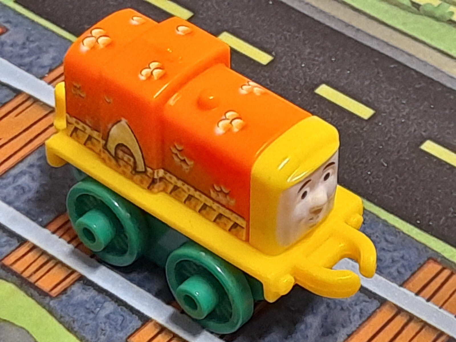 Thomas and Friends Minis Construction Millie Train J40d 2014 Gullane ...