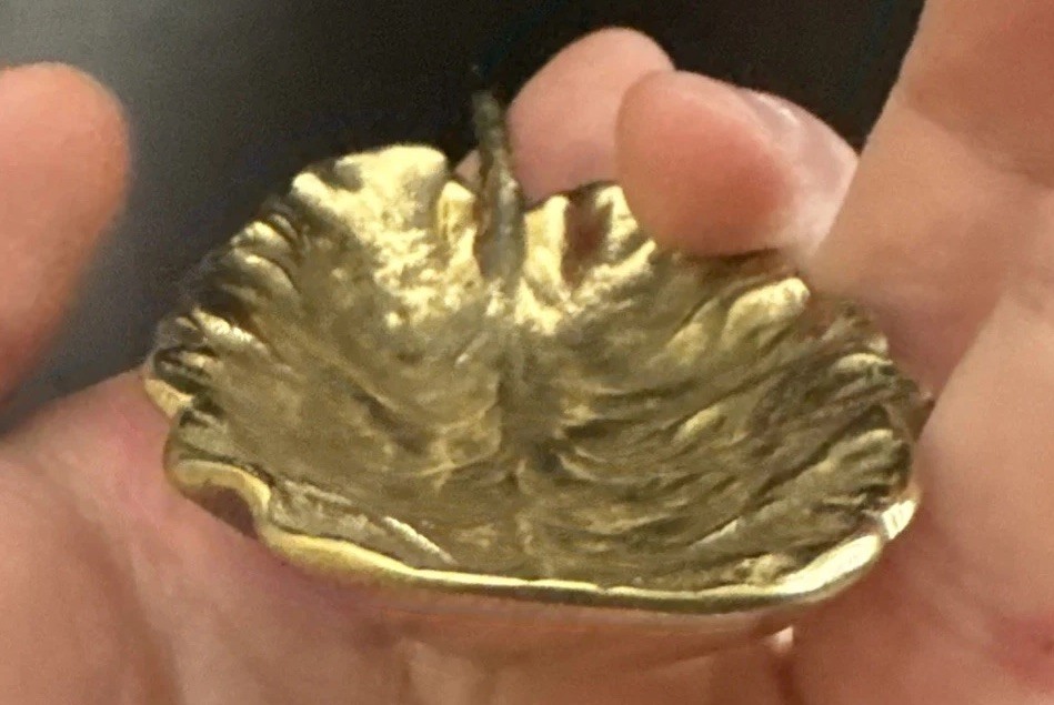 Virginia Metalcrafters Brass Mid-Century 1952 “Primrose Leaf” footed ...