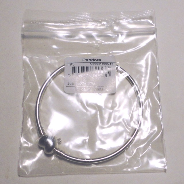 Authentic PANDORA Bangle Bracelet Infinity Heart Clasp 19cm #598891c00 ...