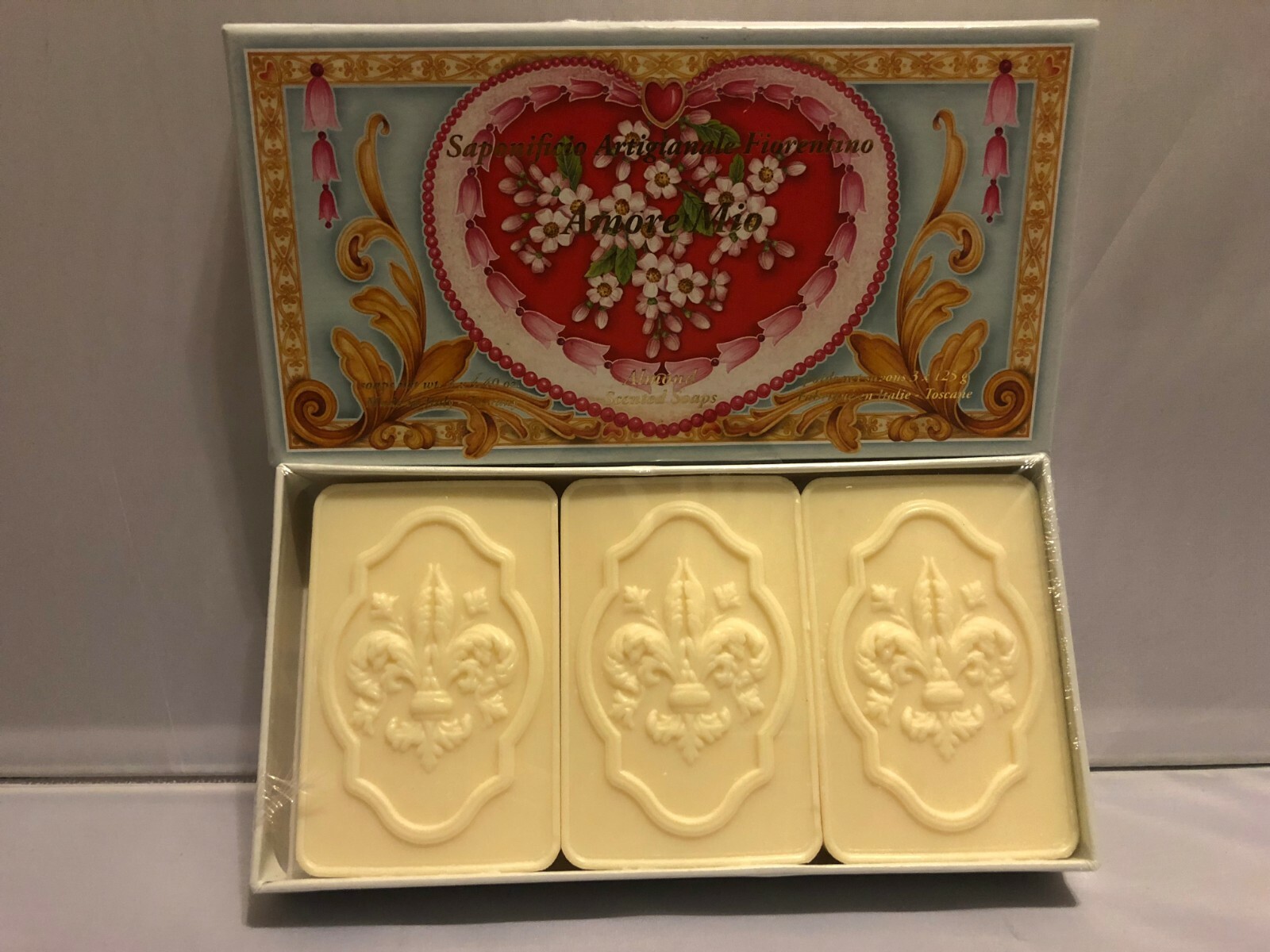 ITALIAN HANDMADE FLORENTINE SOAPS. (MADE IN TUSCANY, ITALY) ALMOND ...