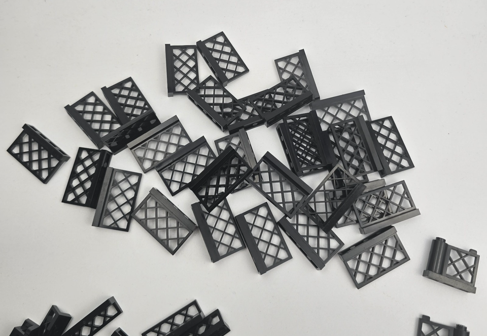 LEGO X98 Lattice Fences & Gates In Black Vintage Parts & Pieces 3633 ...