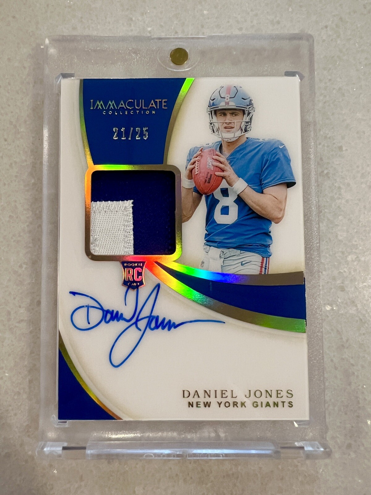 2019 Panini Immaculate Daniel Jones Rc Gold Holo RC Patch Auto /25 ...