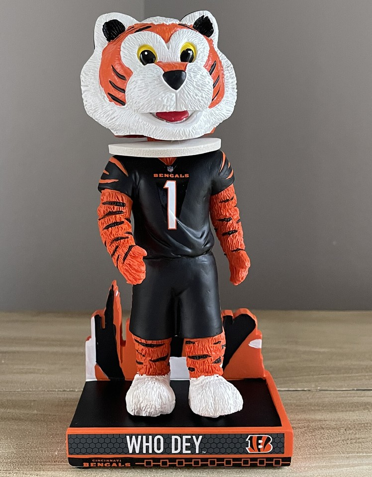 MR. REDLEGS Reds & WHO DEY Bengals CINCINNATI Skyline Mascots ...
