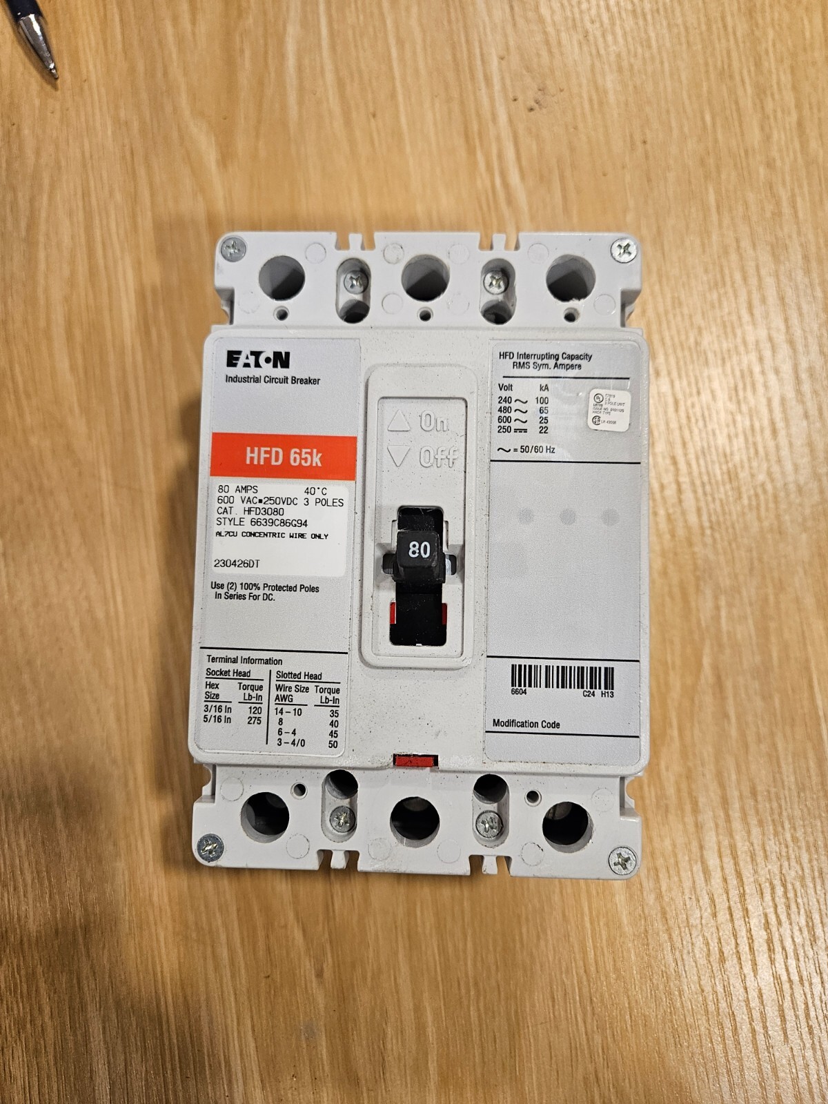 Eaton HFD3080 3-Pole 80 Amp 600 Volt AC 250 Volt DC Molded Case Circuit ...