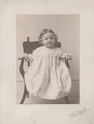 c1900 Baby Marjorey Carr child of Helen James Carr Decatur IL ...