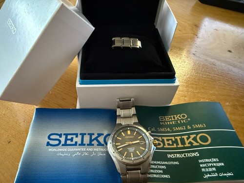 Seiko Kinetic Titanium Automatic 5M62A Men's Watch with box and books ...