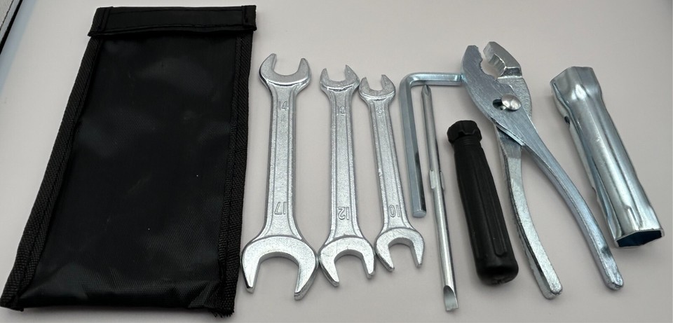 Tool Kit Kawasaki G2 G3 G31M G3TR G4TR G5 G7 GA1 GA2 GA3 GA5 GPz1100 H1 ...